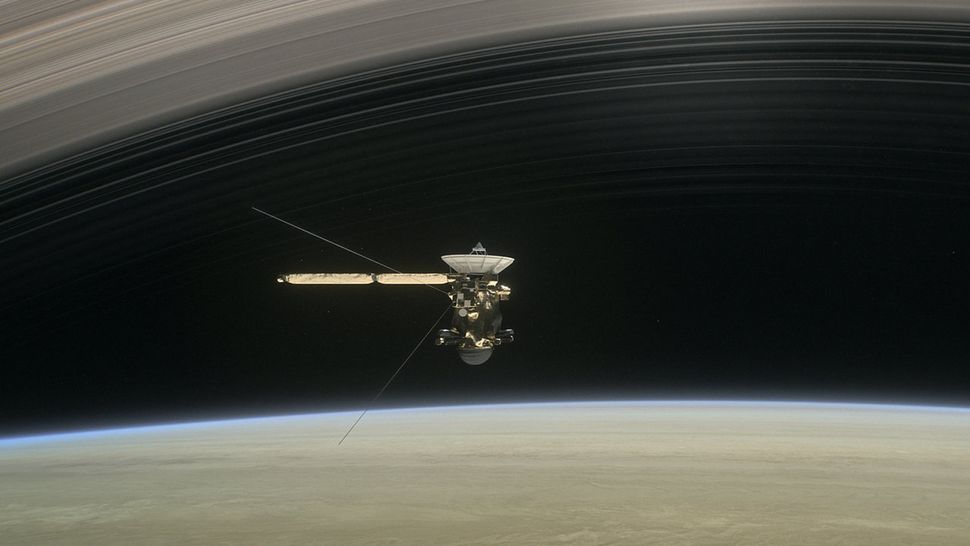Cassini's 13 Greatest Discoveries During Its 13 Years at Saturn | Space