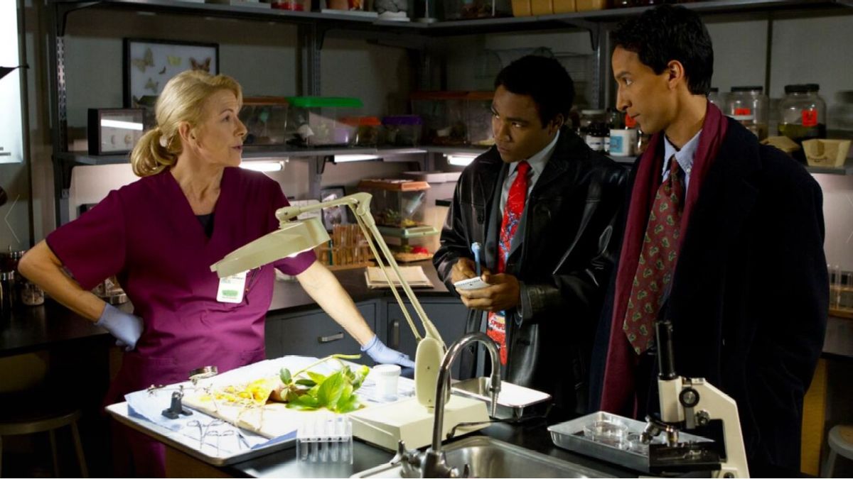 The 15 best episodes of Community that make you feel like a real ...