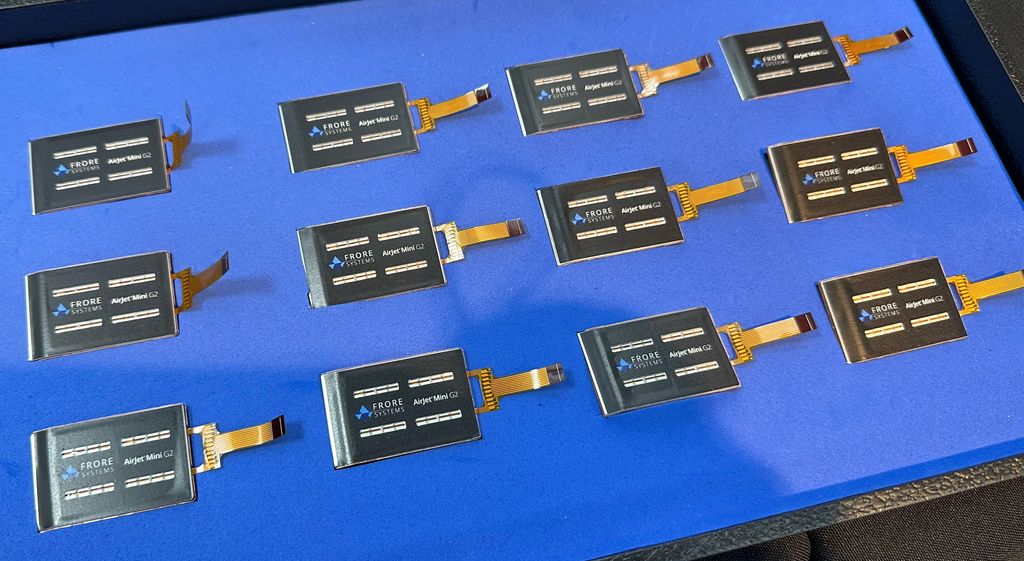 Fanless AirJet Mini G2 cooler promises 42% more cooling performance in ...