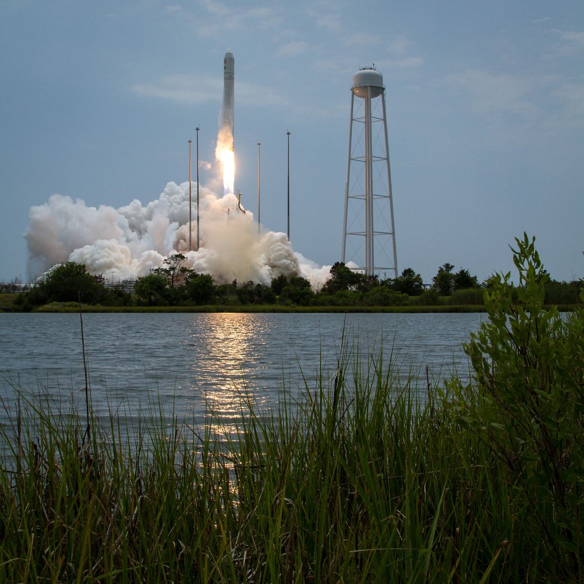 See amazing photos from Orbital Sciences' July 2014 launch of its ...