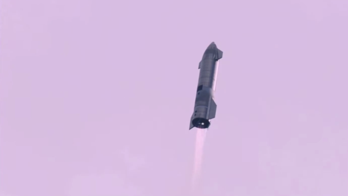 SpaceX successfully landed its giant Starship, but it exploded a few ...