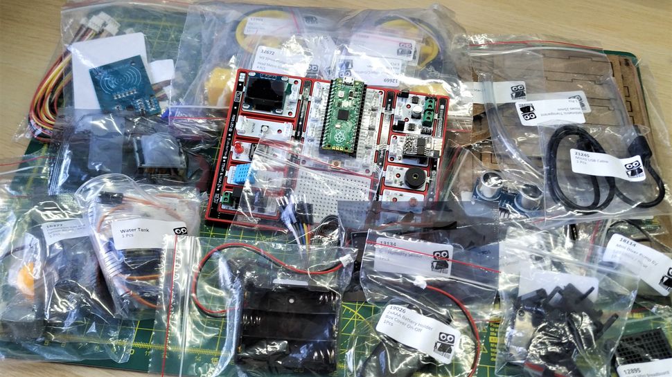 Pico Bricks Review: Great STEM Learning Platform | Tom's Hardware