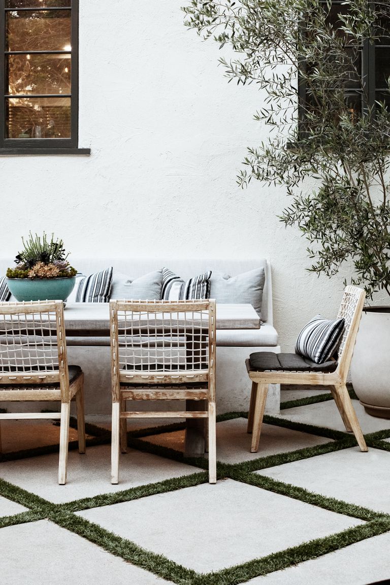 Outdoor seating ideas: 15 ways to make your backyard comfortable ...