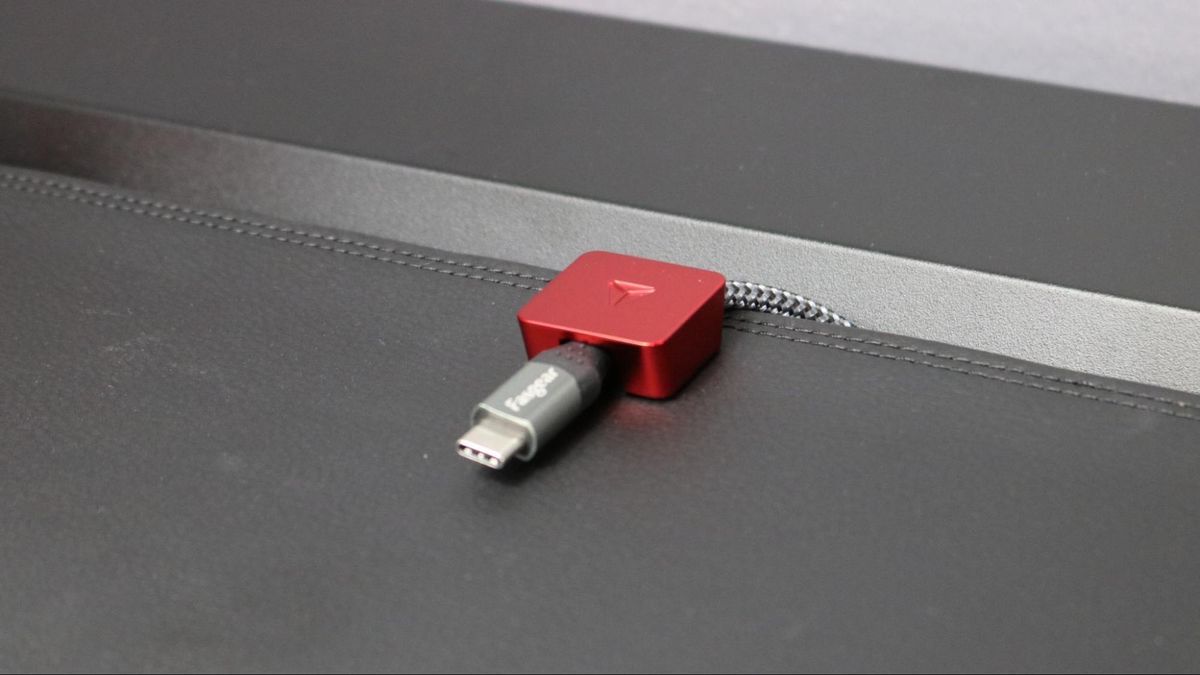 Secretlab Magnus Pro review: The ultimate standing desk for cable ...