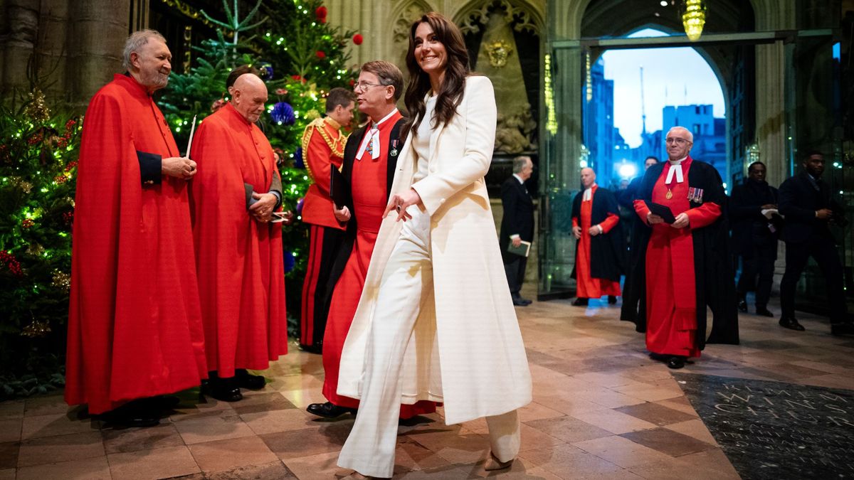 Former royal butler shares top tips on how to host a Christmas fit for ...