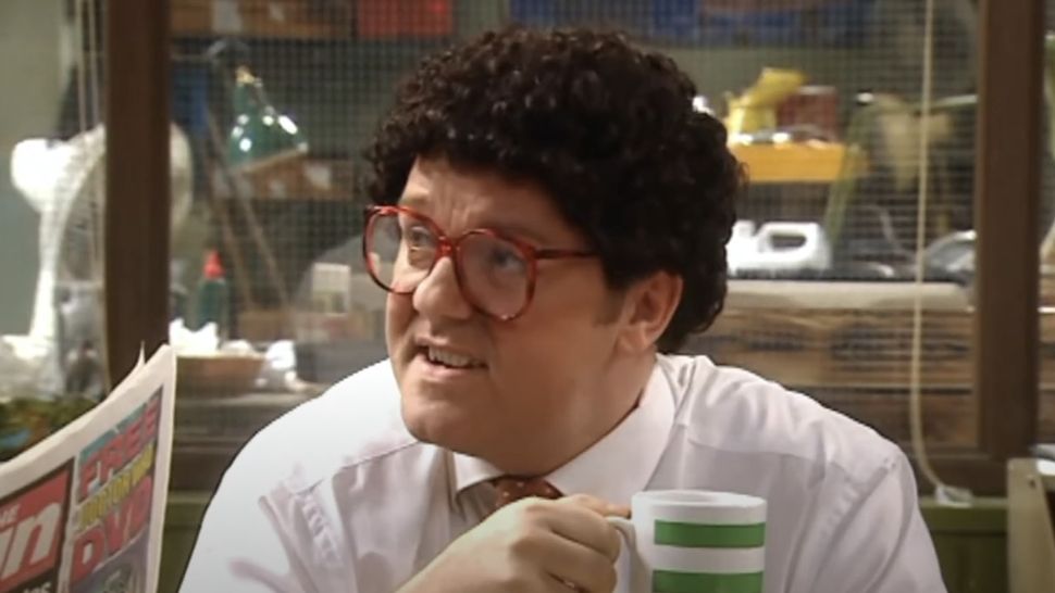 32 Fake TV Shows That Are Just As Fun As The Real Series They Appear In ...