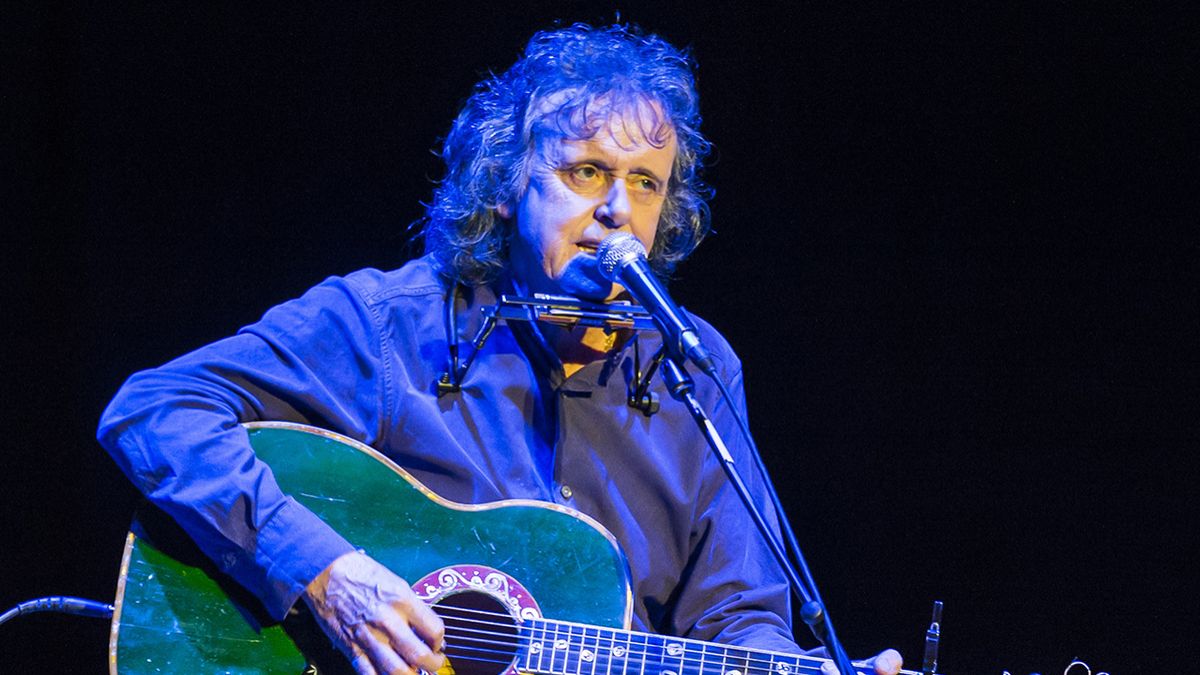 Live: Donovan | Louder