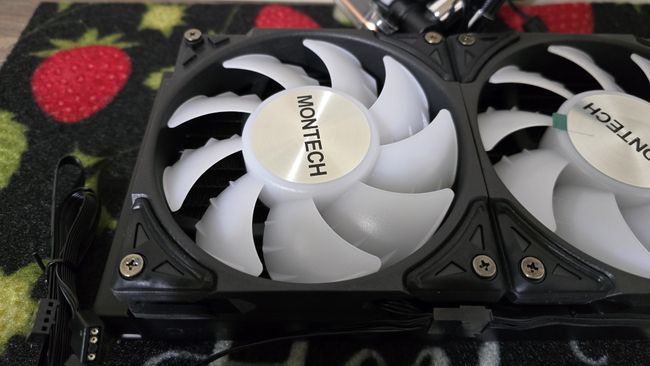 Montech Hyperflow ARGB AIO Review: Top-tier performance at a budget ...
