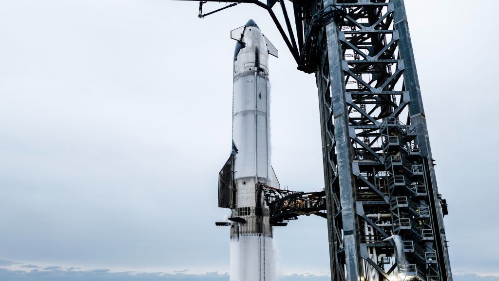 SpaceX Starship Flight 7 launch: Live updates | Space