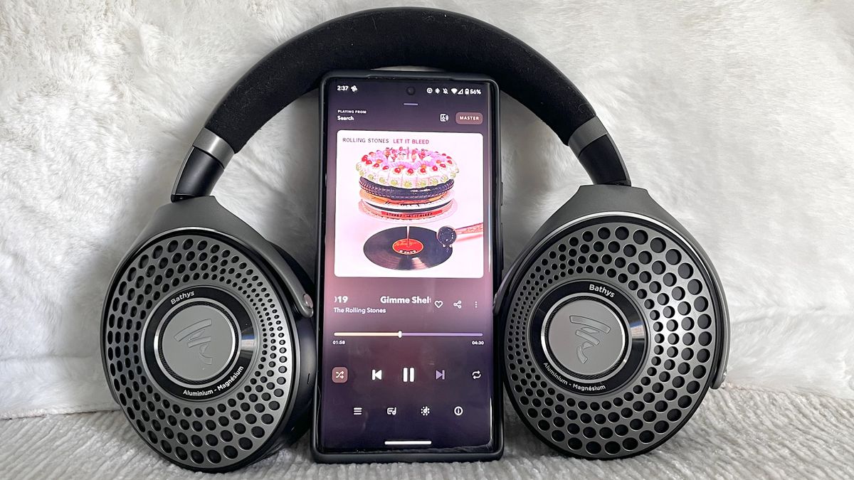 I test wireless headphones for a living – here’s what I recommend for ...