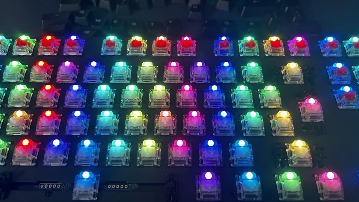 3 ways to mod your mechanical keyboard to give it the best Christmas ...