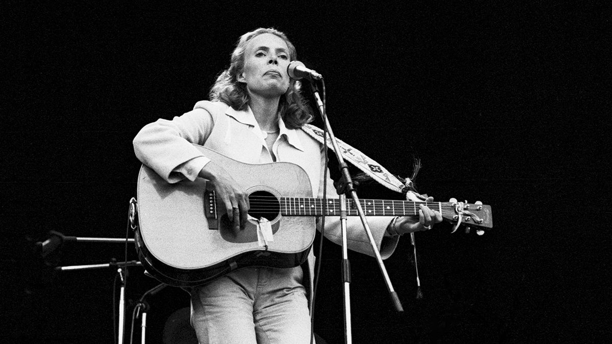 “In trying to make this huge sound, she ended up with this ‘one-person ...