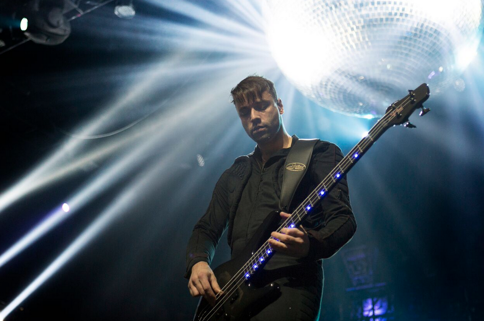 Muse Perform "Dead Inside" from 'Guitar Center Live: Muse at the Mayan ...