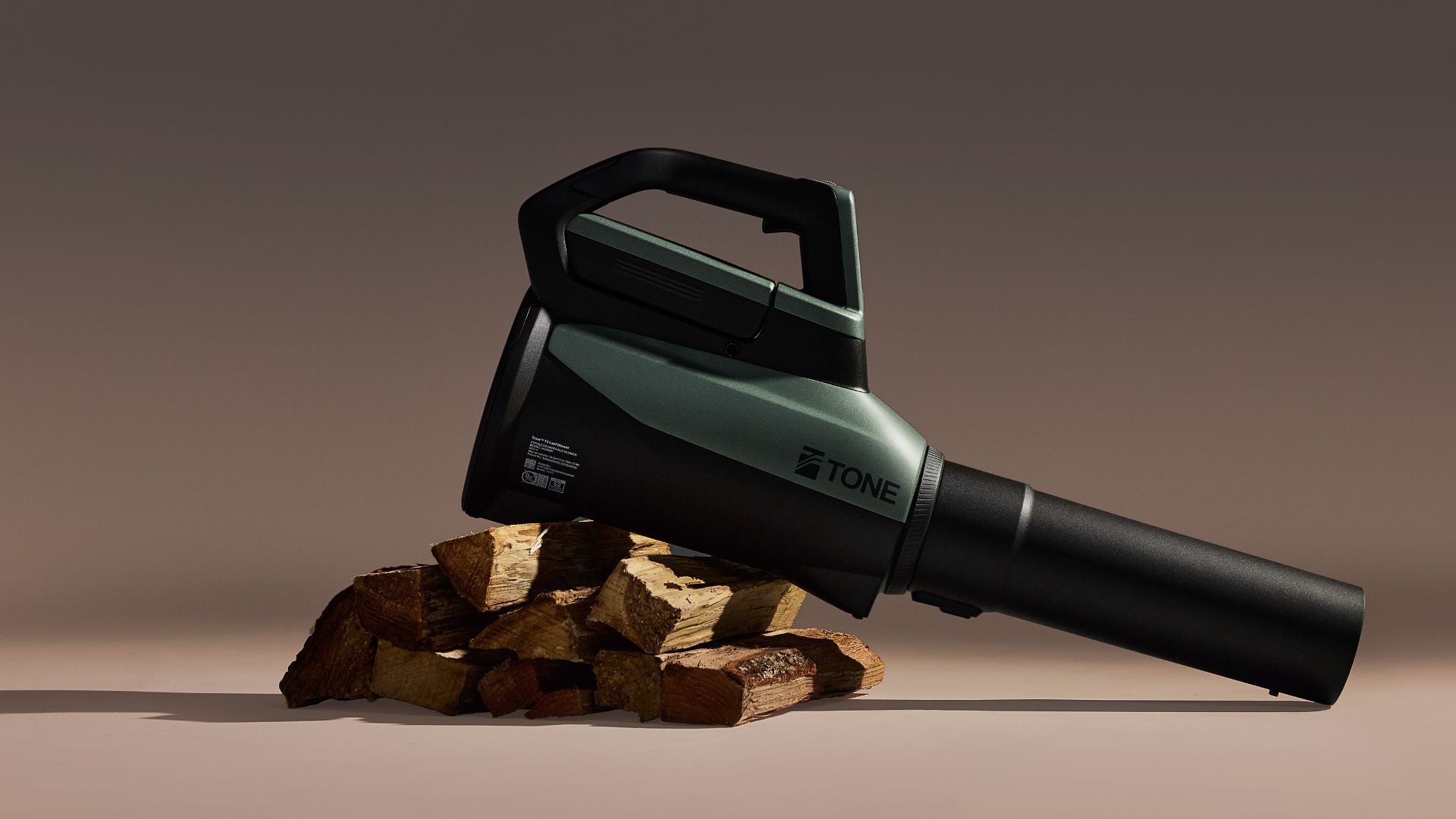 Finally! A former NASA engineer just released a leaf blower that won't ...