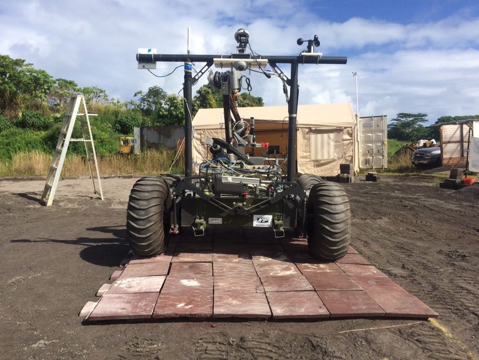 Robot-Built Landing Pad Could Pave the Way for Construction on Mars | Space