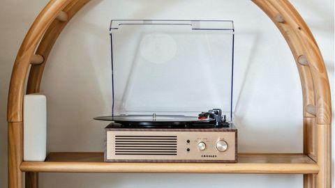 Crosley's new turntable system uses external bookshelf speakers, and ...