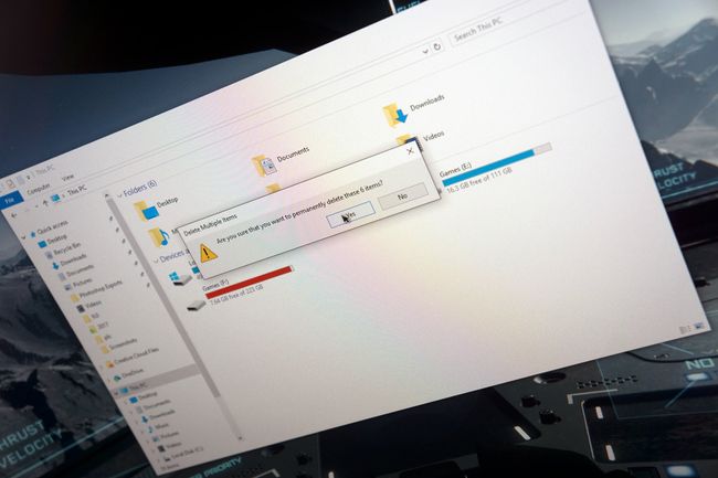 How to 'shred' digital files and make sure they're permanently deleted ...