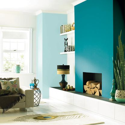 Wickes launch 19 new paint shades – just in time for Bank holiday DIY ...