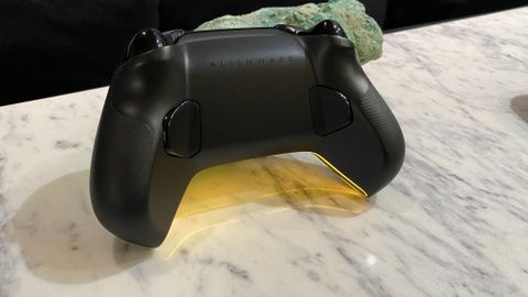 Alienware's Concept Nyx Controller Is Packed Full of Features | Tom's ...