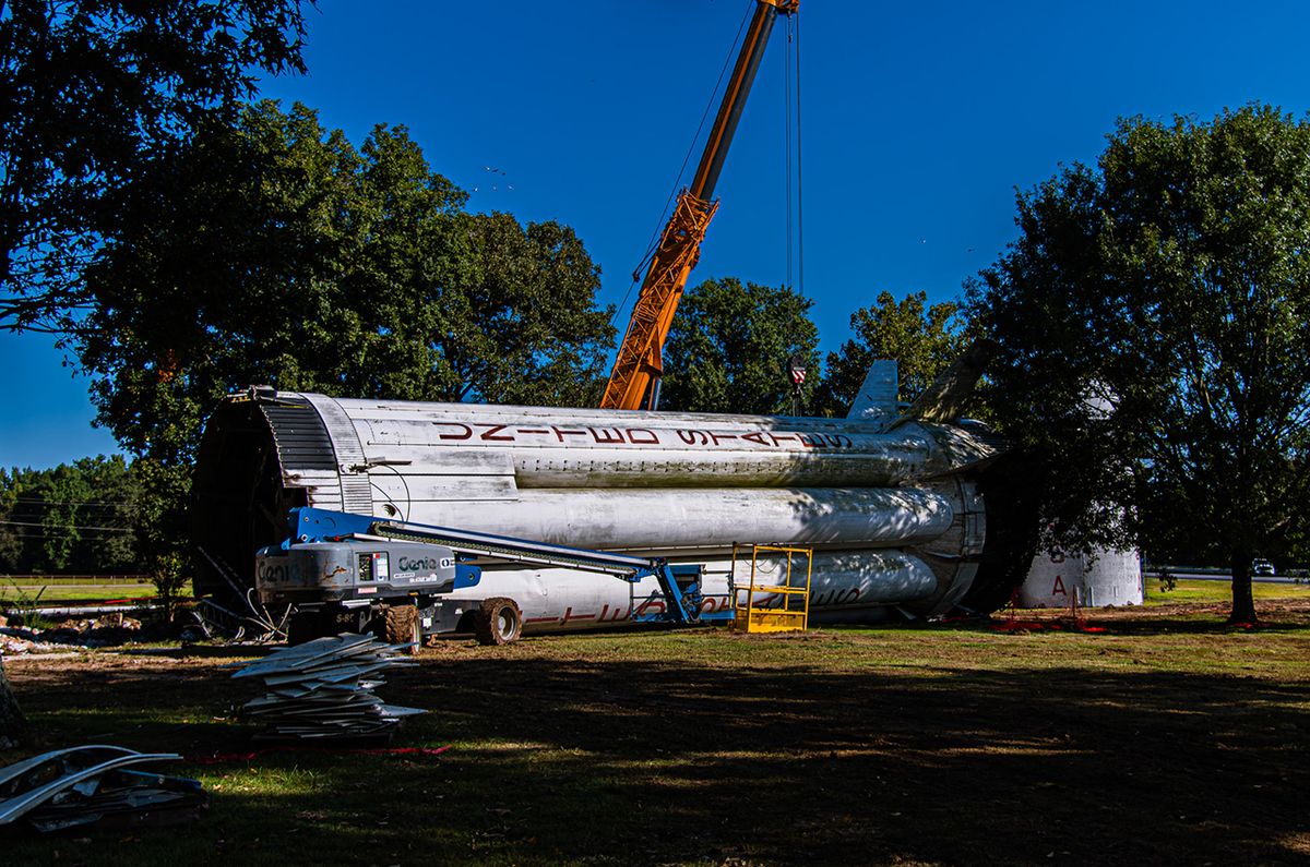 Apollo artifacts: NASA salvages parts from Alabama's rest stop Saturn ...