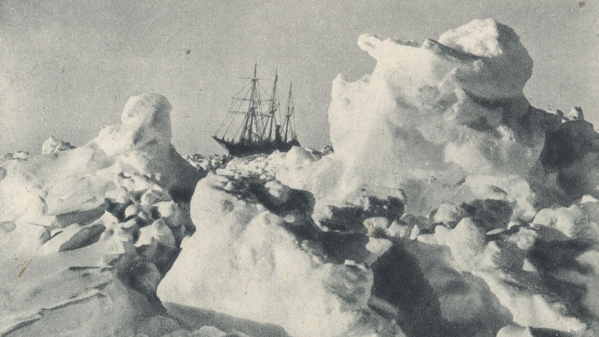 100 year old photographs show the beauty of Shackleton's ship Endurance ...