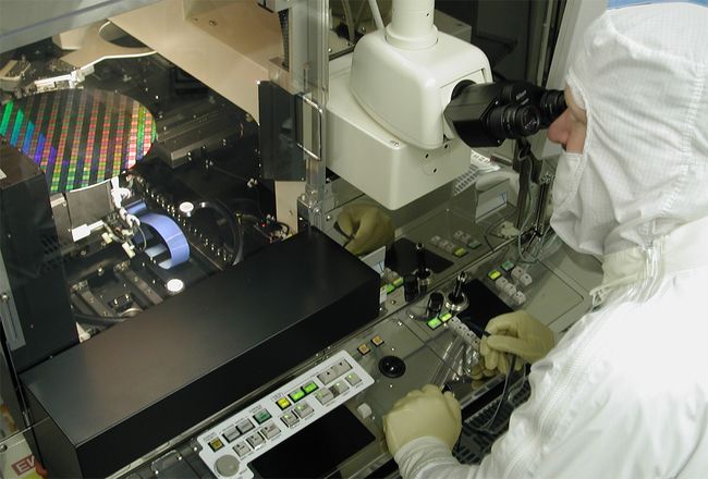 Intel: 4nm, 3nm-Class Nodes on Track, 1.8nm Technology Pulled in | Tom ...