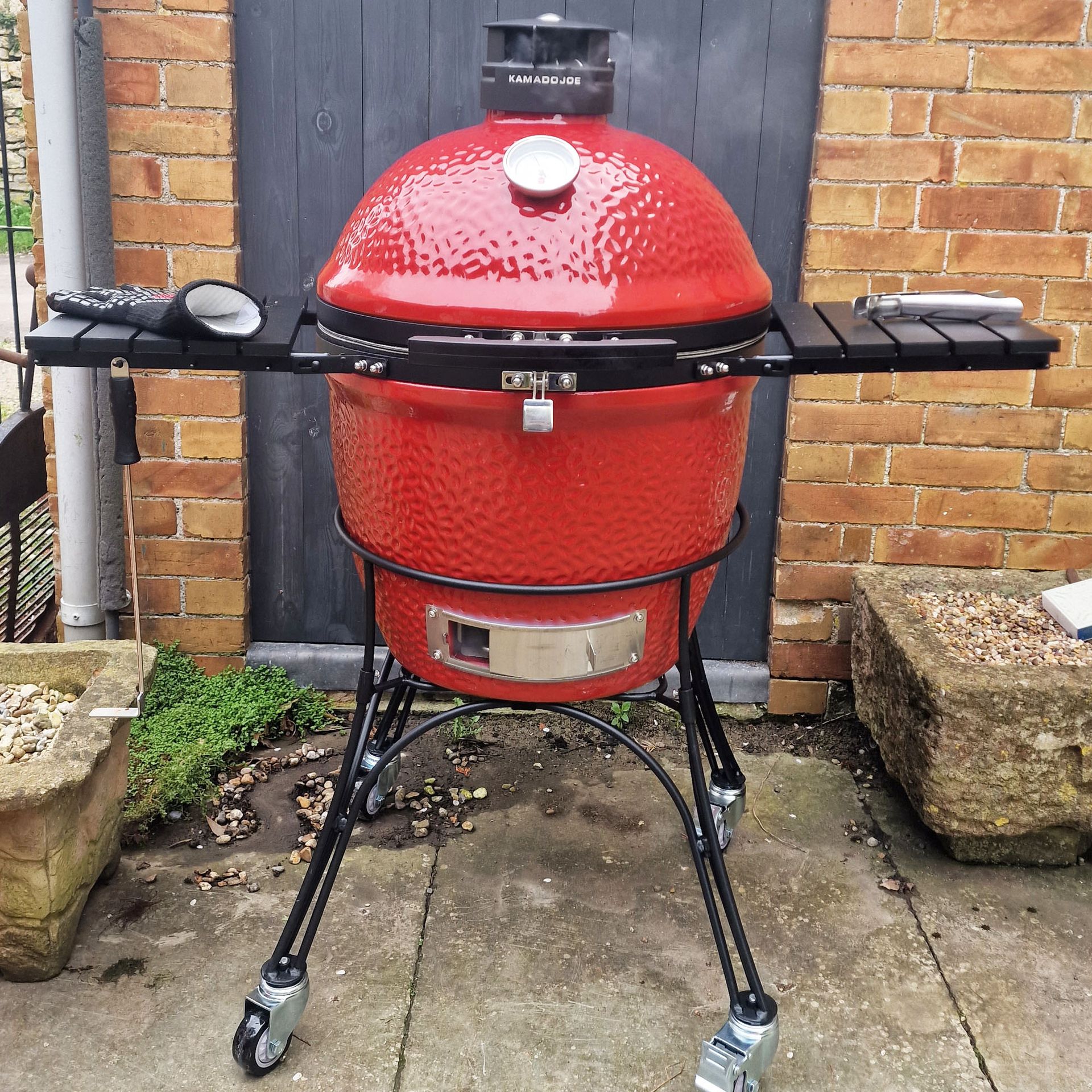Kamado Joe Classic Joe Series II BBQ review: tried and tested | Ideal Home