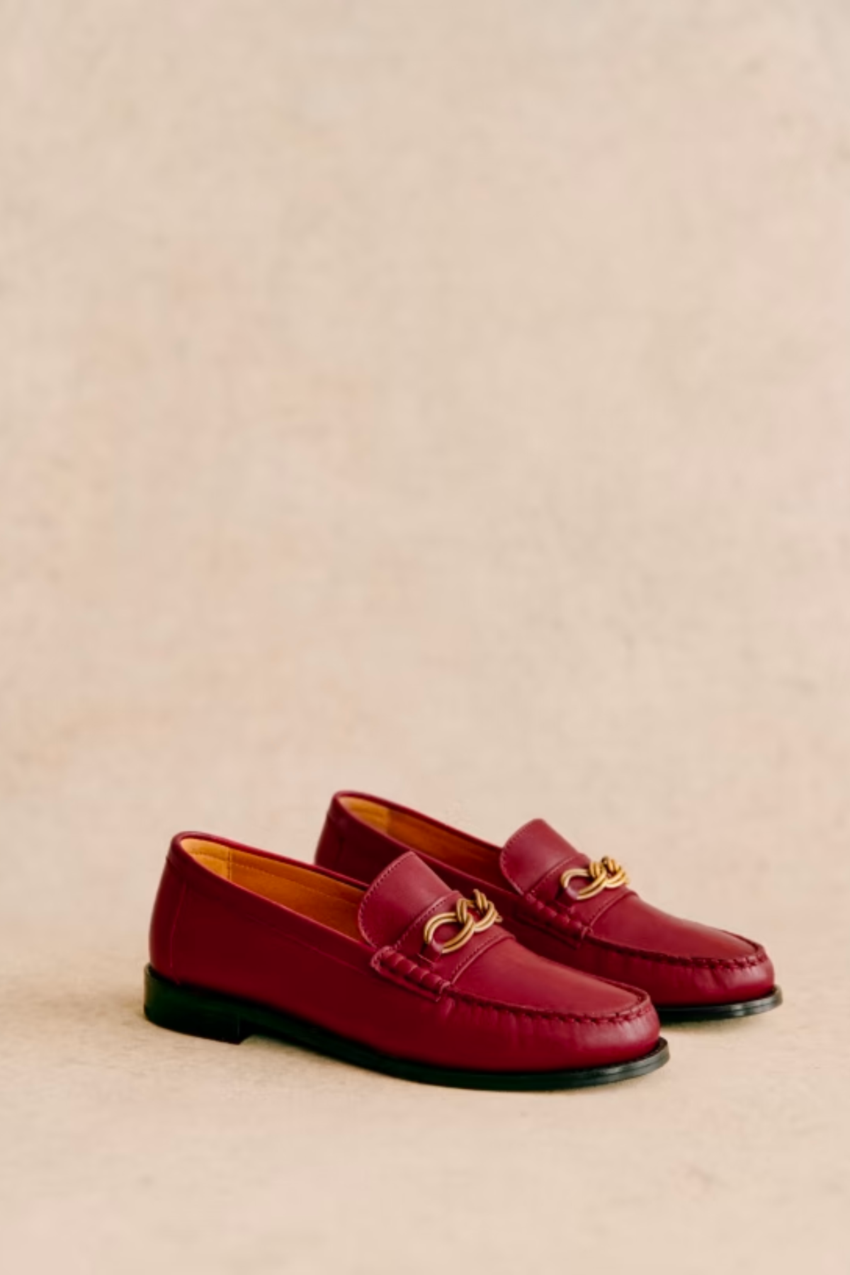 Hailey Bieber's Red Loafers are the Perfect Colorful Accessory. | Marie ...