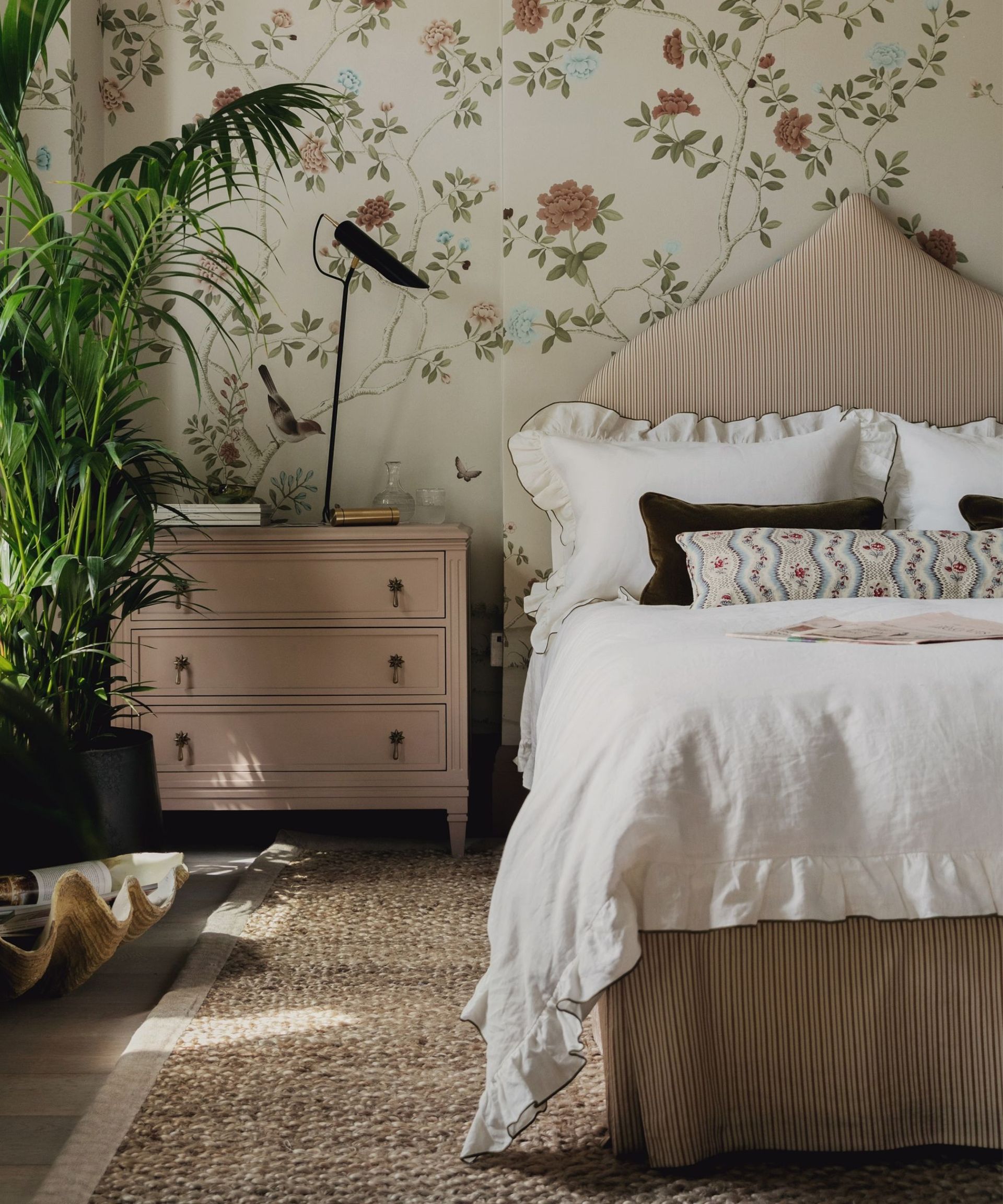 5 bedding trends to inspire you in 2025 | Homes and Gardens