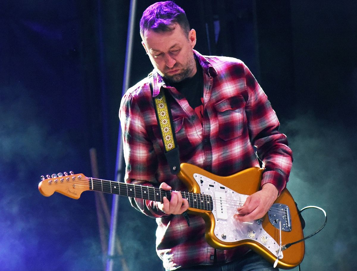 Slowdive guitarist Christian Savill on shaping shoegaze's sound ...