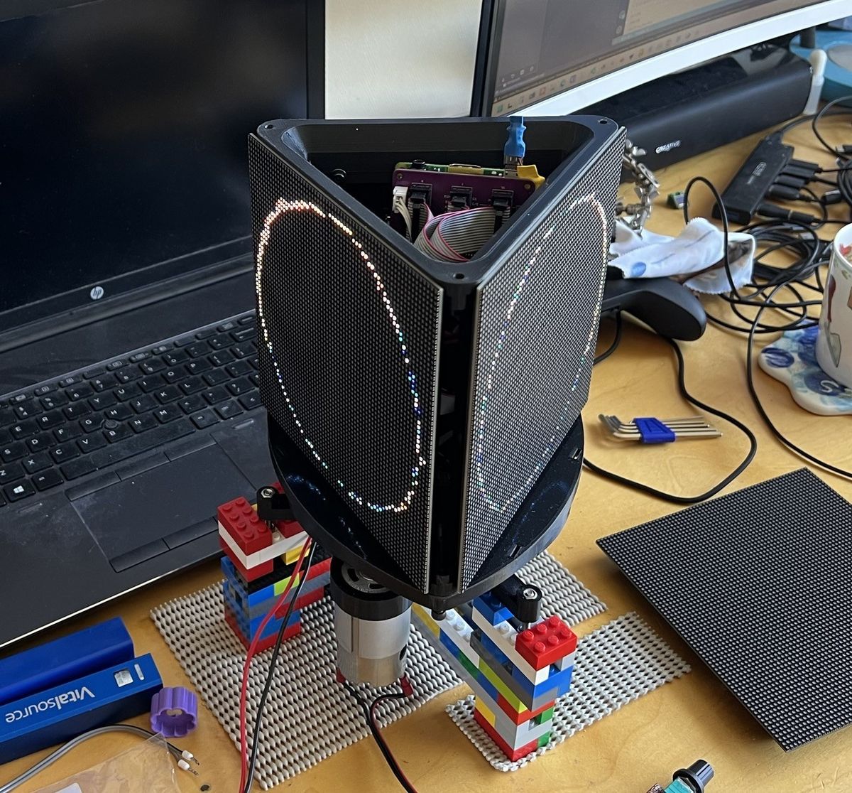 This Raspberry Pi volumetric display is a new spin on LED 3D animations ...