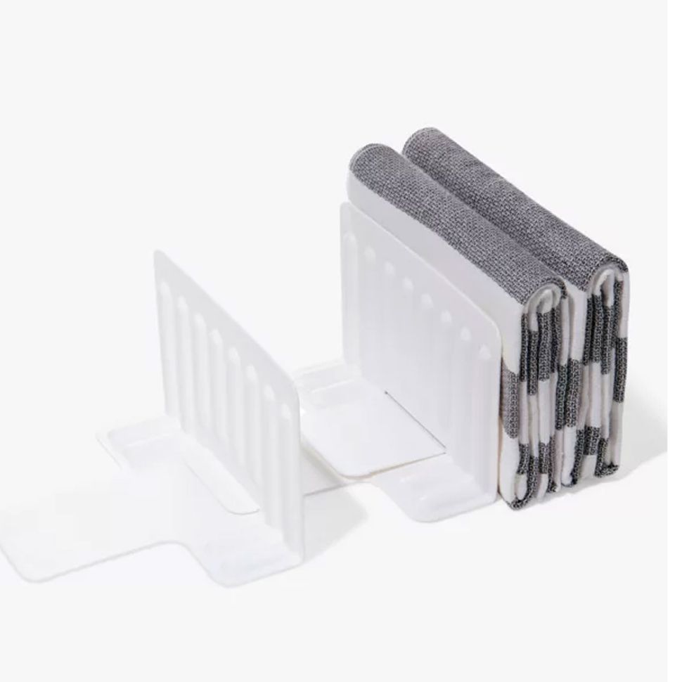 Walk-in wardrobe ideas to keep you super organised | Homebuilding