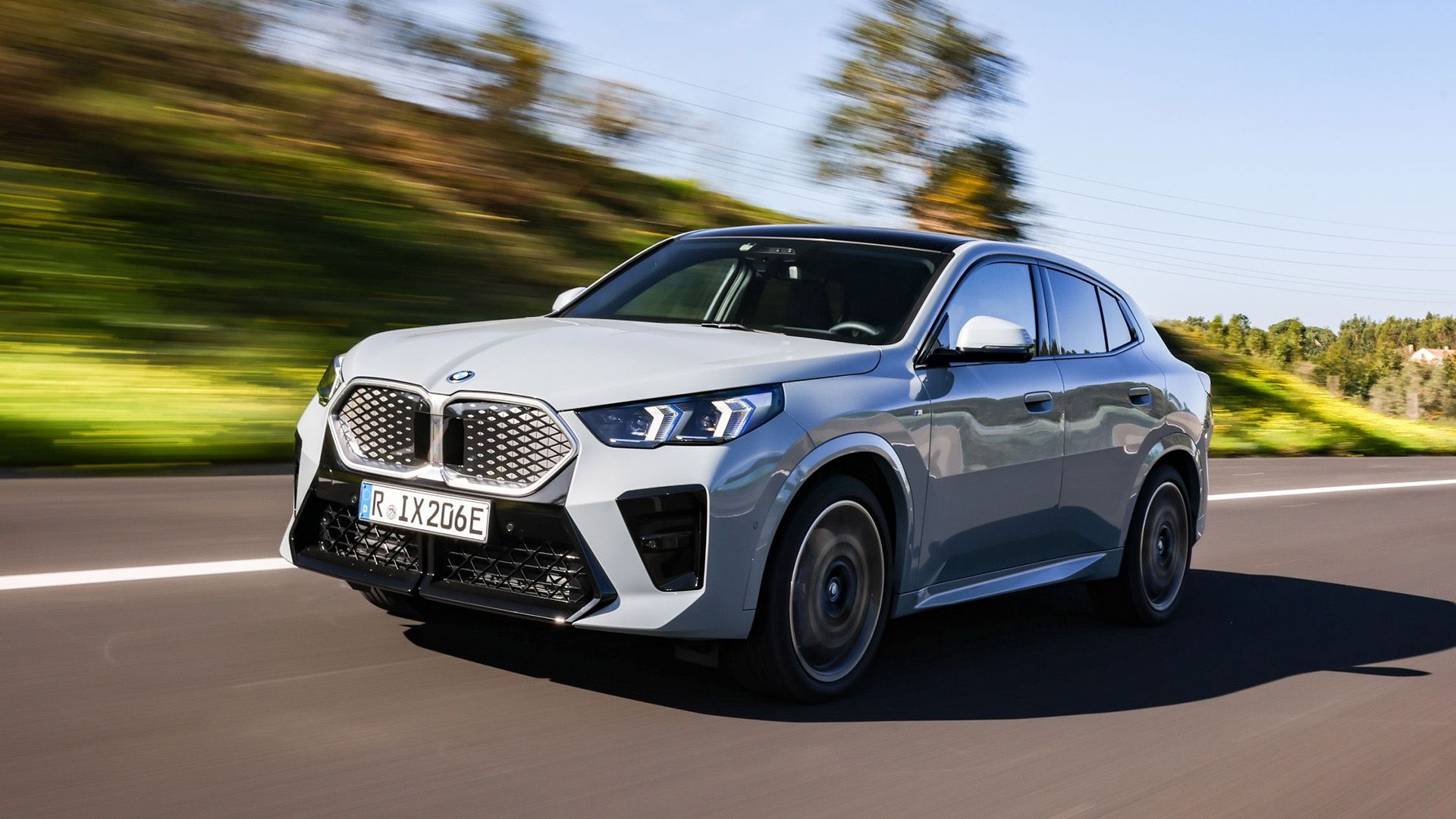 BMW iX2 first drive: a sportier look on a familiar frame | T3