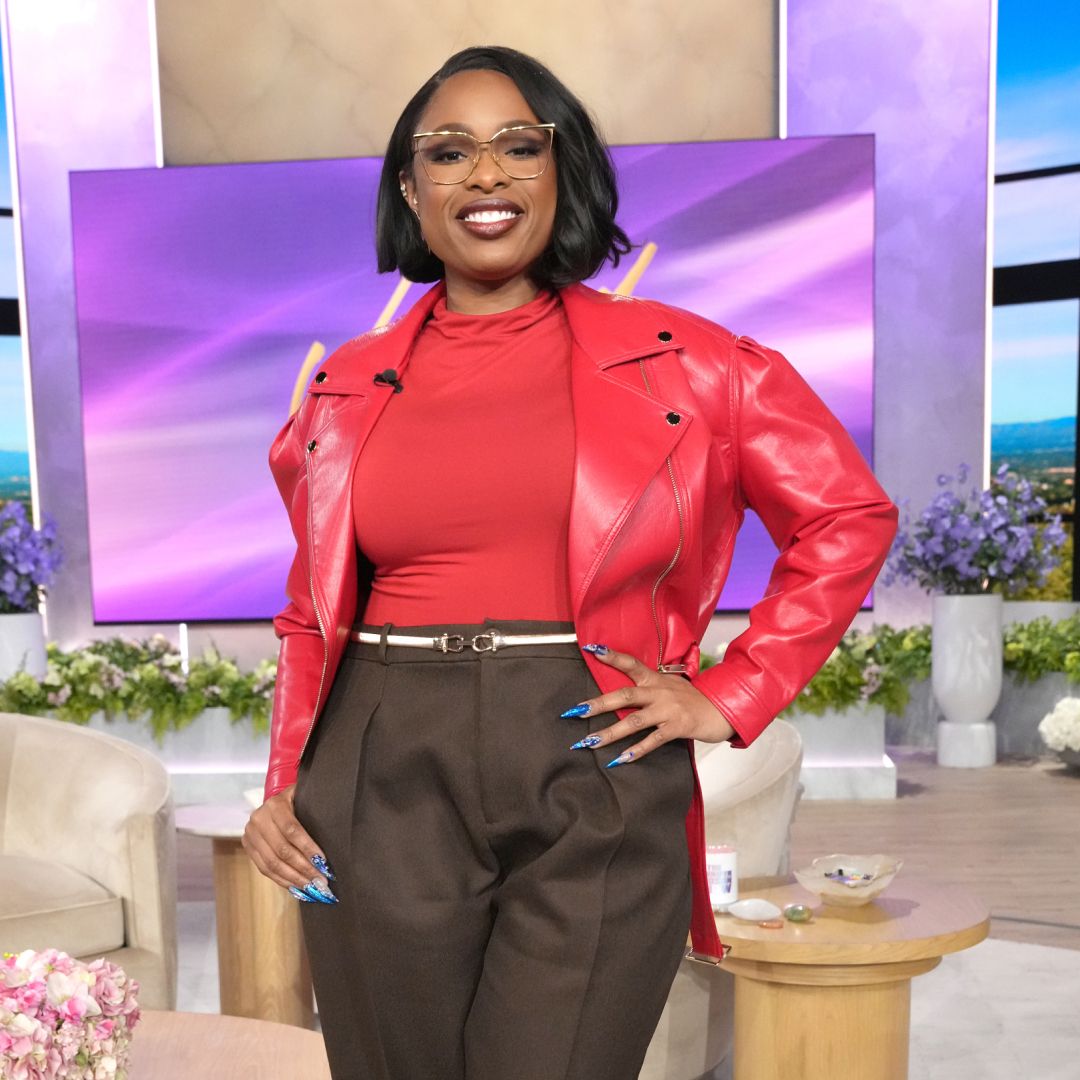 Jean Smart's Gray Pixie Cut Is as Iconic as It Gets | Marie Claire