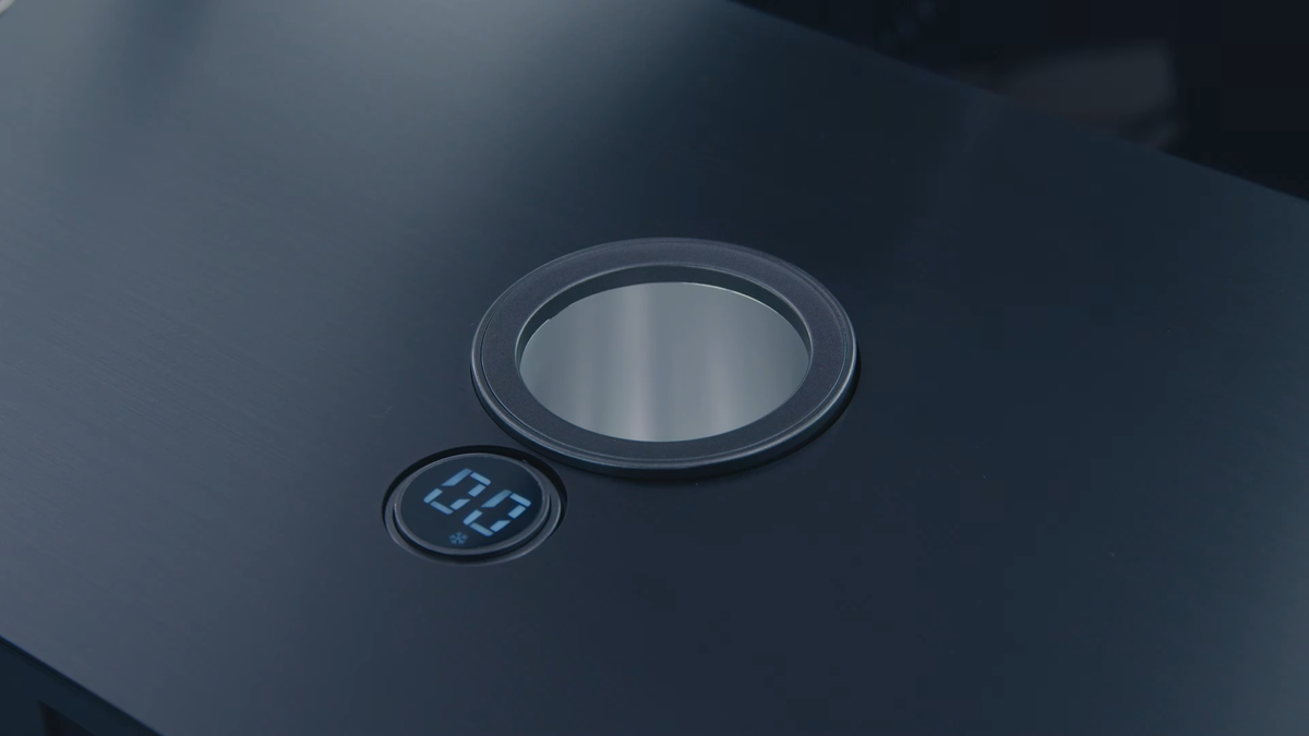 Lian Li's protoype desk PC case has a transparent OLED screen built ...