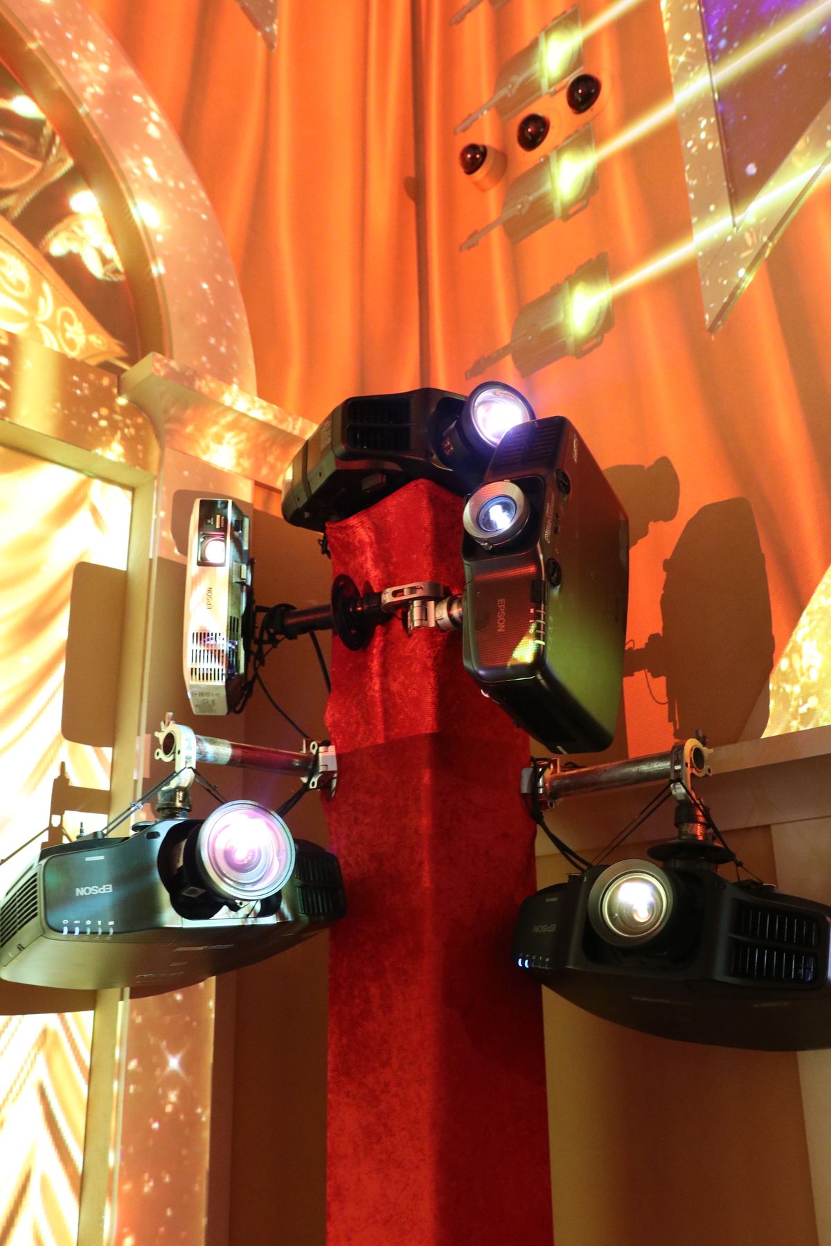 Meet the Creative AV Team: Projection Mapping Seen from Miles Away ...