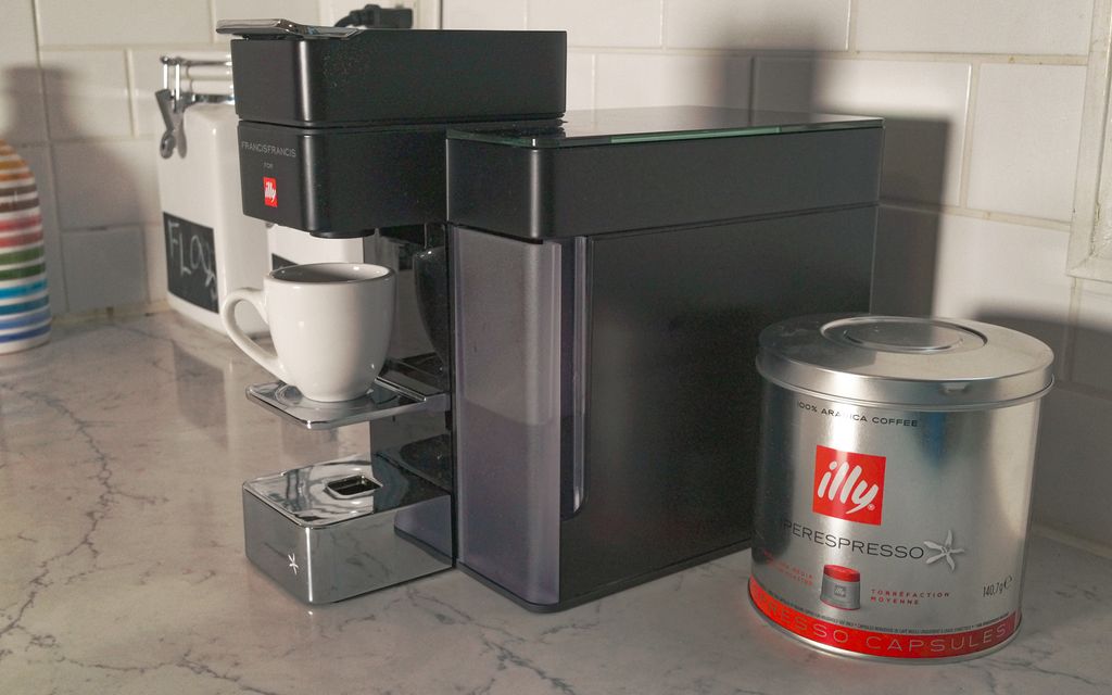 Illy Y5 Espresso and Coffee Machine Review: Be Your Own Barista | Tom's ...