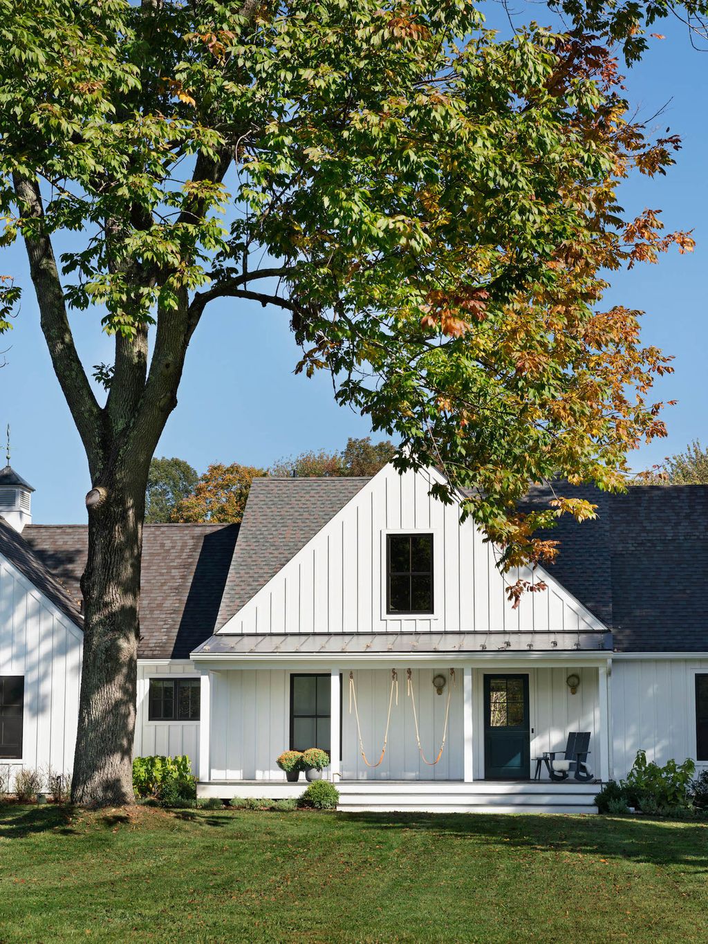 Before & After: See a jaw-dropping farmhouse transformation