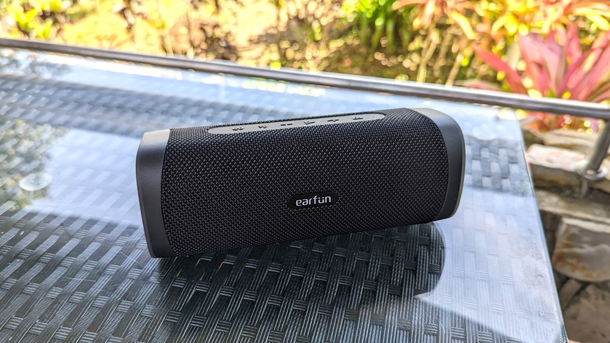 EarFun UBOOM L review: This is one LOUD speaker | Android Central