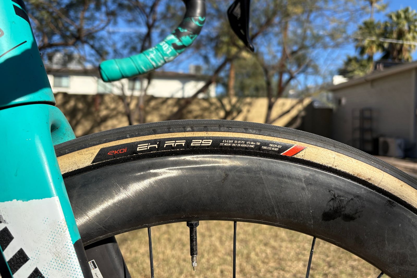 Ekoi has a new, beautiful, fast and supple tyre, but does it live up to ...
