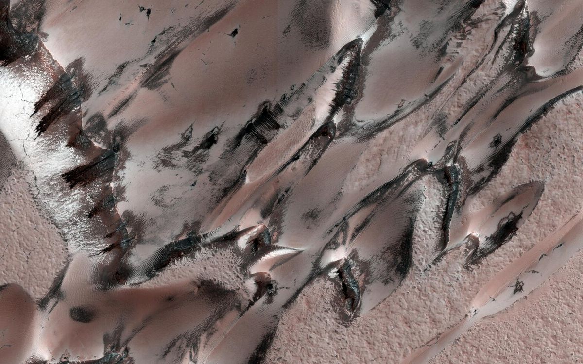 Take a tour of winter on Mars with NASA in this holiday video | Space