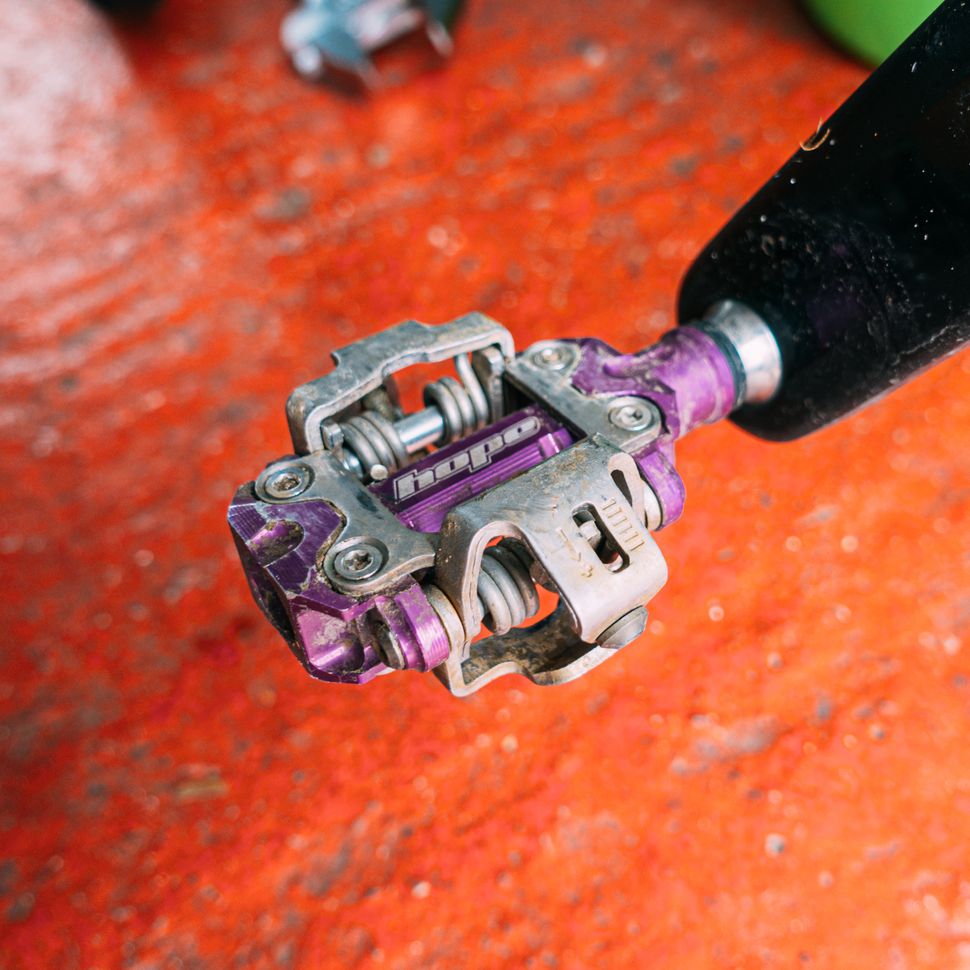 Best gravel bike pedals | Cyclingnews