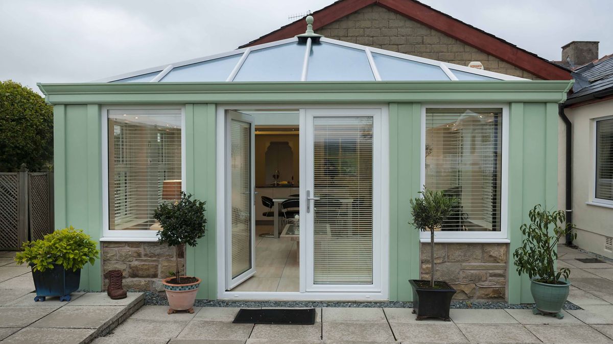 26 conservatory ideas to improve your outdoor connection | Homebuilding