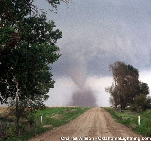 Tornado Chasers: See Spinning Storms Up-Close (Photos) | Live Science