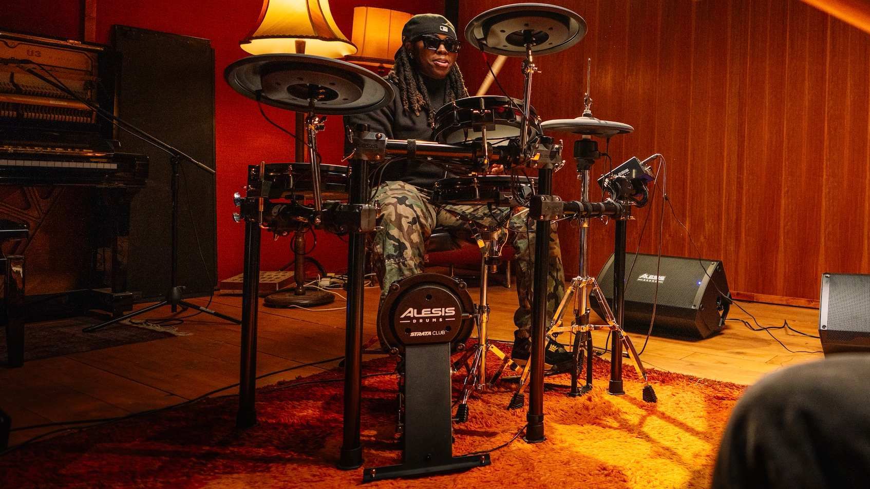 With the same mesh-head playability and powerful new Strata module as ...