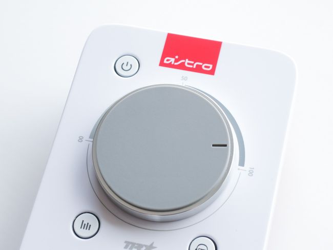 How to set up the Astro Gaming Mixamp to mix PC and console audio ...