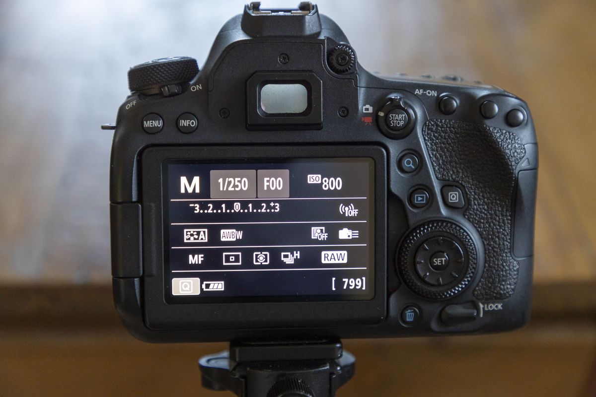 Shoot incredible close-ups with a budget of just 10 bucks! | Digital ...