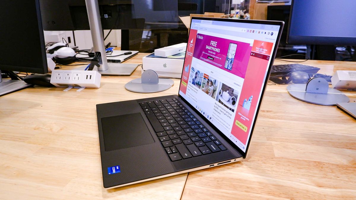 I review laptops for a living — and these have the best keyboards | Tom ...