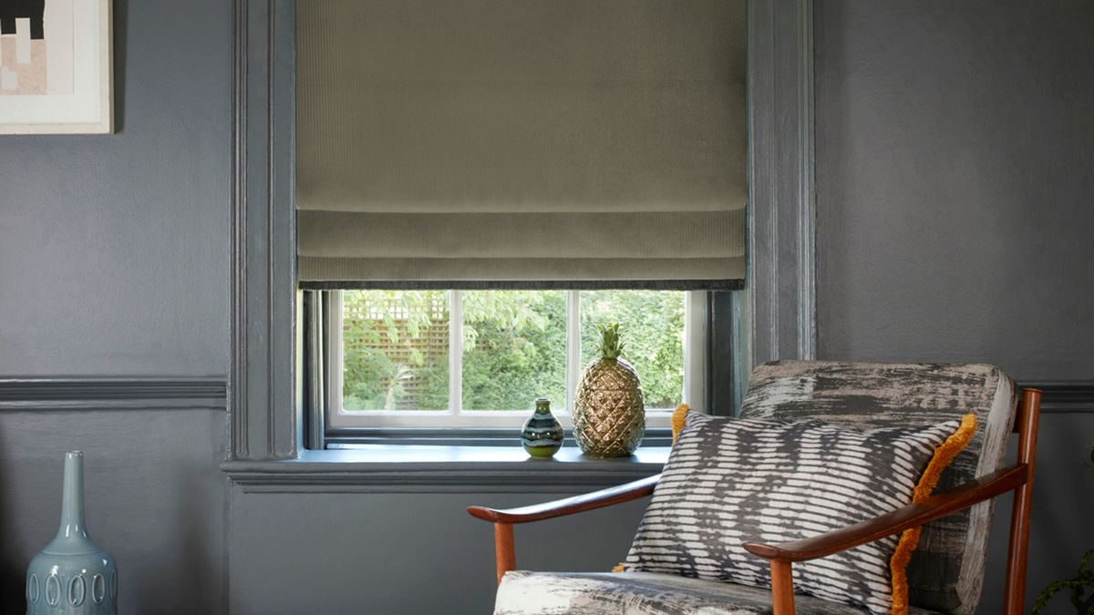 How to fit blackout blind - Expert tips to measure and install | Ideal Home