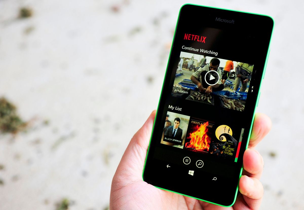 Netflix app updated with Windows 10 controls for mobile and PC ...